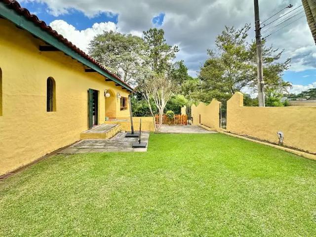 Casa / Sobrado em Condomínio para Venda em Carapicuíba/SP Palos Verdes 4 Quartos