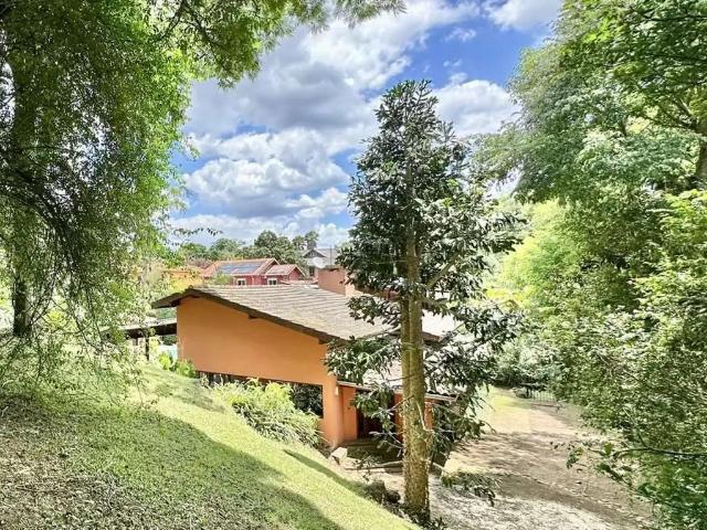 Casa / Sobrado em Condomínio para Venda em Carapicuíba/SP Recanto Impla 4 Quartos