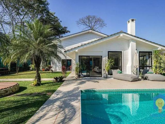 Casa / Sobrado em Condomínio para Venda em Carapicuíba/SP Recanto Impla 5 Quartos