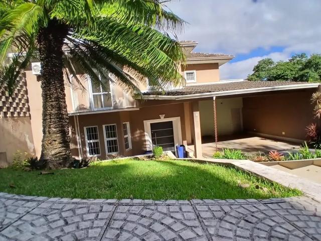 Casa / Sobrado em Condomínio para Venda em Carapicuíba/SP Terras do Madeira 4 Quartos