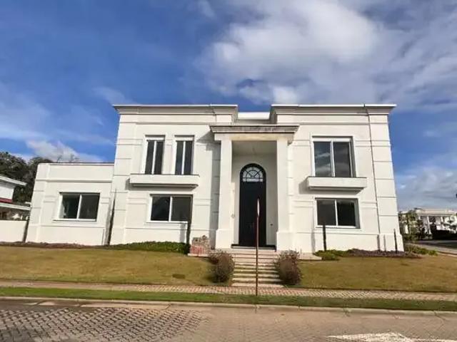 Casa / Sobrado em Condomínio para Venda em Caxias do Sul/RS Nossa Senhora da Saúde 4 Quartos