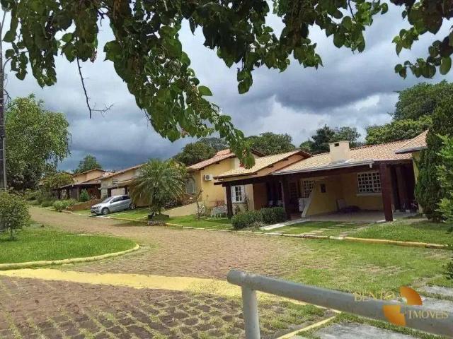 Casa / Sobrado em Condomínio para Venda em Chapada dos Guimarães/MT Centro 3 Quartos