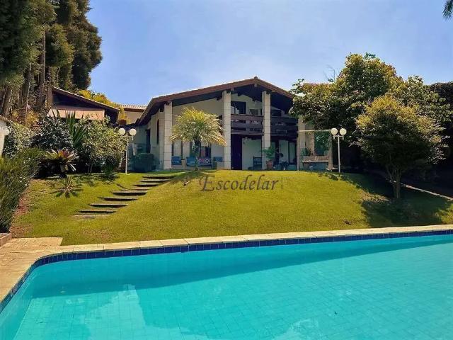 Casa / Sobrado em Condomínio para Venda em Cotia/SP Algarve 5 Quartos
