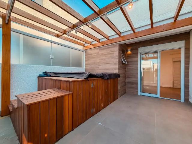 Casa / Sobrado em Condomínio para Venda em Cotia/SP Granja Viana 3 Quartos