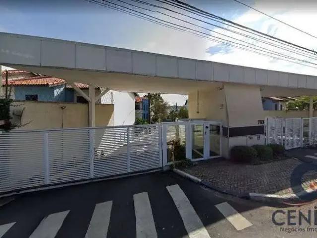 Casa / Sobrado em Condomínio para Venda em Cotia/SP Granja Viana 3 Quartos