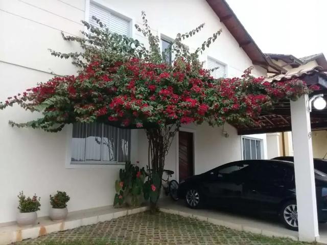 Casa / Sobrado em Condomínio para Venda em Cotia/SP Granja Viana 3 Quartos