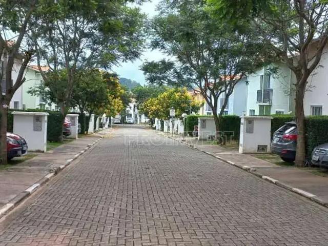 Casa / Sobrado em Condomínio para Venda em Cotia/SP Granja Viana 3 Quartos