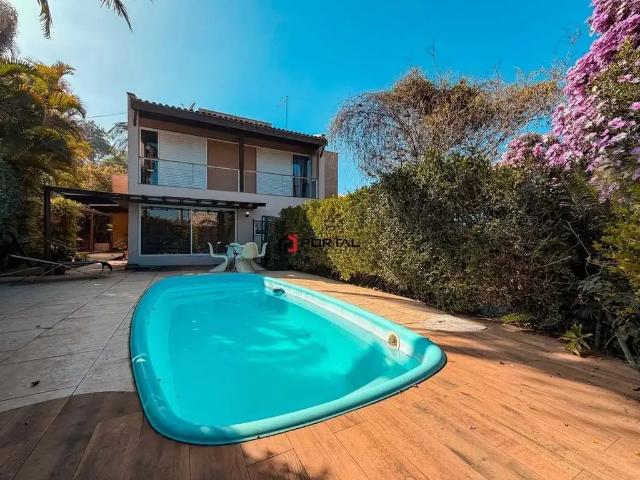 Casa / Sobrado em Condomínio para Venda em Cotia/SP Granja Viana 3 Quartos