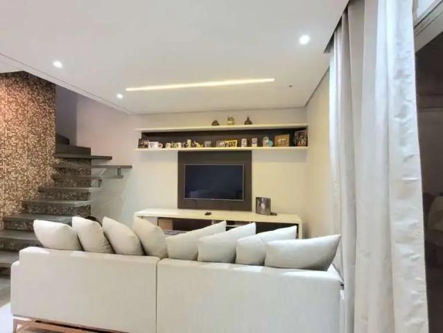 Casa / Sobrado em Condomínio para Venda em Cotia/SP Granja Viana 3 Quartos