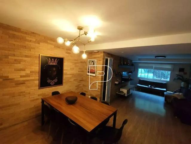 Casa / Sobrado em Condomínio para Venda em Cotia/SP Granja Viana 3 Quartos