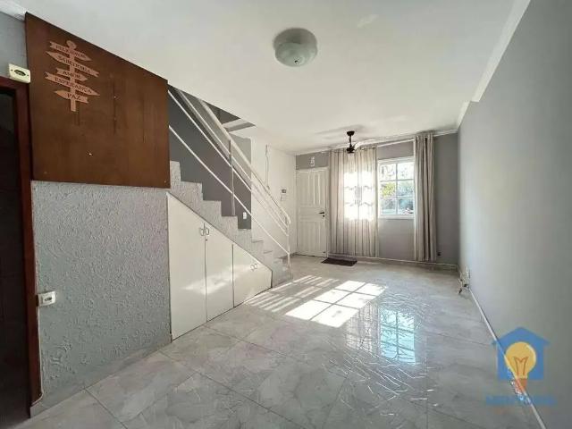 Casa / Sobrado em Condomínio para Venda em Cotia/SP Granja Viana 3 Quartos