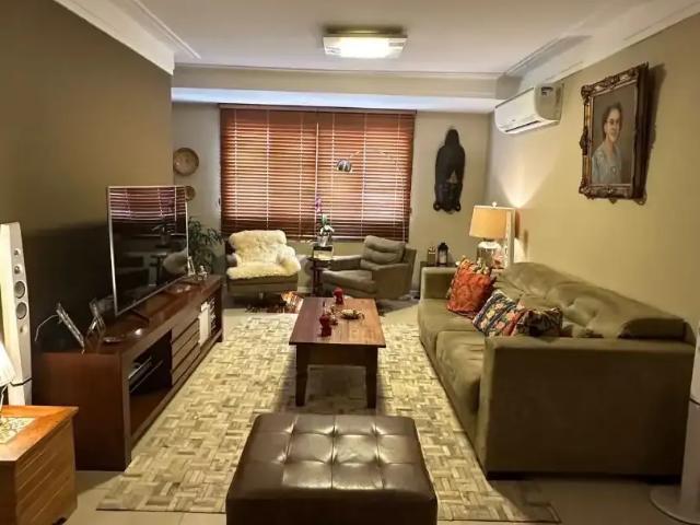 Casa / Sobrado em Condomínio para Venda em Cotia/SP Granja Viana 3 Quartos