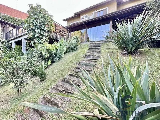 Casa / Sobrado em Condomínio para Venda em Cotia/SP Granja Viana 3 Quartos