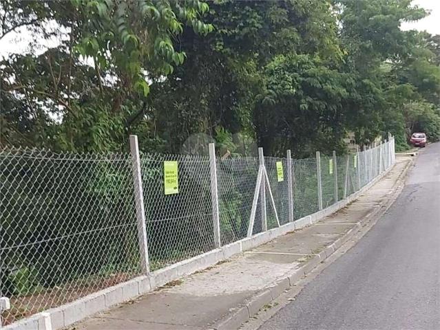 Casa / Sobrado em Condomínio para Venda em Cotia/SP Granja Viana 1 Quartos