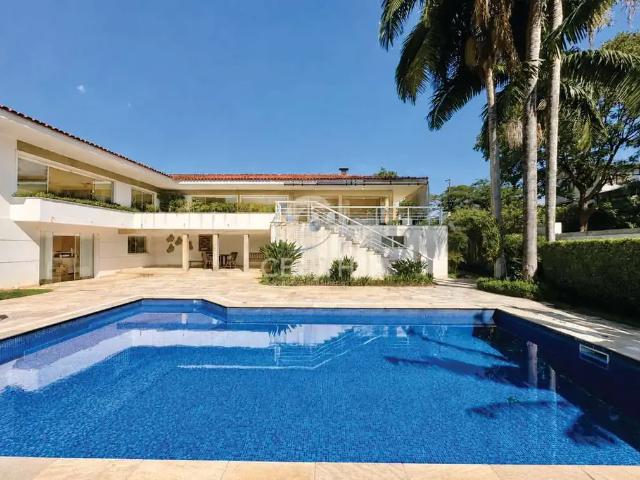 Casa / Sobrado em Condomínio para Venda em Cotia/SP Granja Viana 4 Quartos