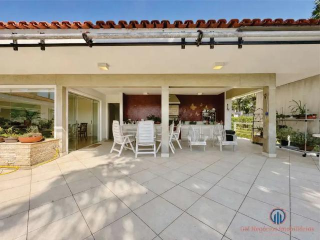 Casa / Sobrado em Condomínio para Venda em Cotia/SP Granja Viana 4 Quartos