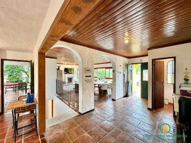 Casa / Sobrado em Condomínio para Venda em Cotia/SP Granja Viana 4 Quartos