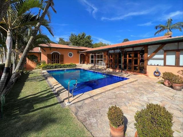 Casa / Sobrado em Condomínio para Venda em Cotia/SP Granja Viana 5 Quartos