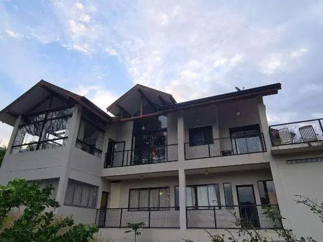 Casa / Sobrado em Condomínio para Venda em Cotia/SP Jardim Mediterrâneo 3 Quartos