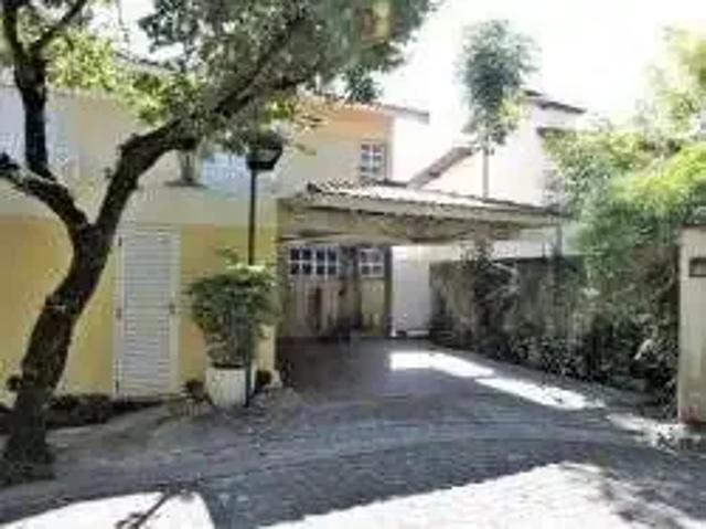 Casa / Sobrado em Condomínio para Venda em Cotia/SP Jardim Barbacena 6 Quartos