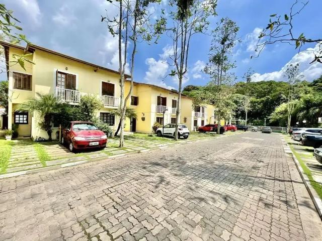 Casa / Sobrado em Condomínio para Venda em Cotia/SP Jardim Barbacena 3 Quartos