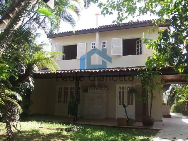 Casa / Sobrado em Condomínio para Venda em Cotia/SP Jardim da Glória 5 Quartos