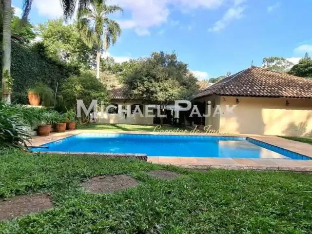 Casa / Sobrado em Condomínio para Venda em Cotia/SP Jardim do Rio Cotia 5 Quartos