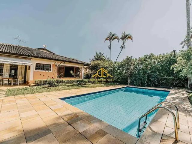 Casa / Sobrado em Condomínio para Venda em Cotia/SP Jardim Passárgada I 5 Quartos