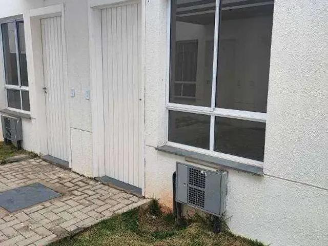 Casa / Sobrado em Condomínio para Venda em Cotia/SP Jardim Sandra 2 Quartos