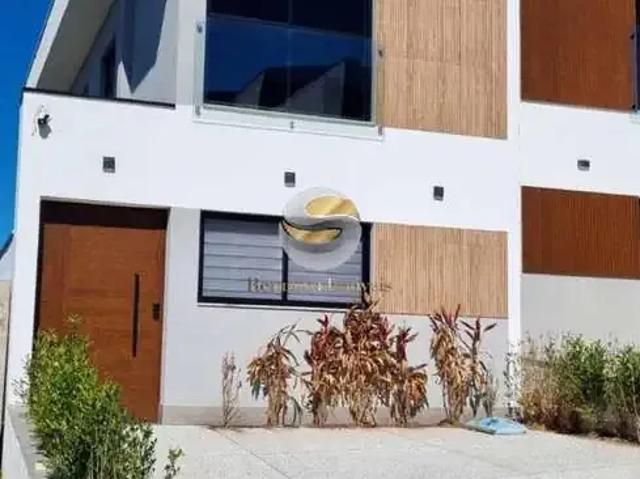 Casa / Sobrado em Condomínio para Venda em Cotia/SP Jardim Semiramis 3 Quartos