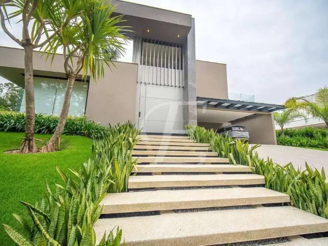 Casa / Sobrado em Condomínio para Venda em Cotia/SP Jardim Torino 5 Quartos