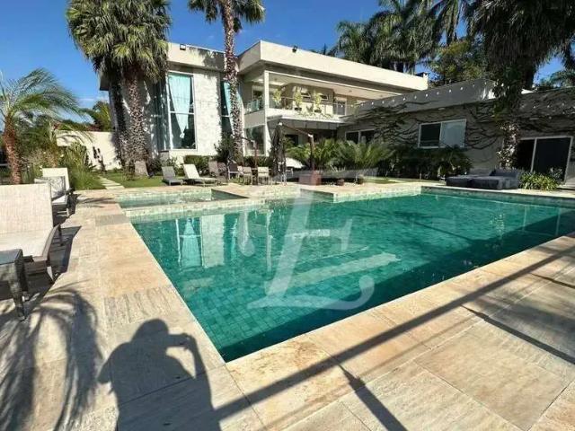 Casa / Sobrado em Condomínio para Venda em Cotia/SP Jardim Torino 5 Quartos