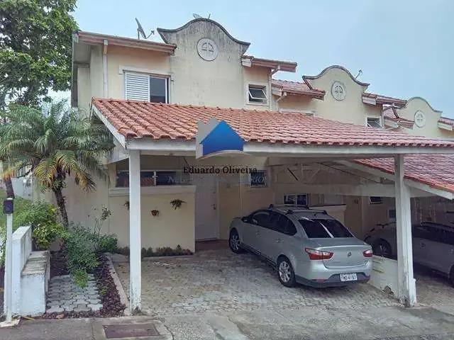 Casa / Sobrado em Condomínio para Venda em Cotia/SP Parque Rincão 3 Quartos