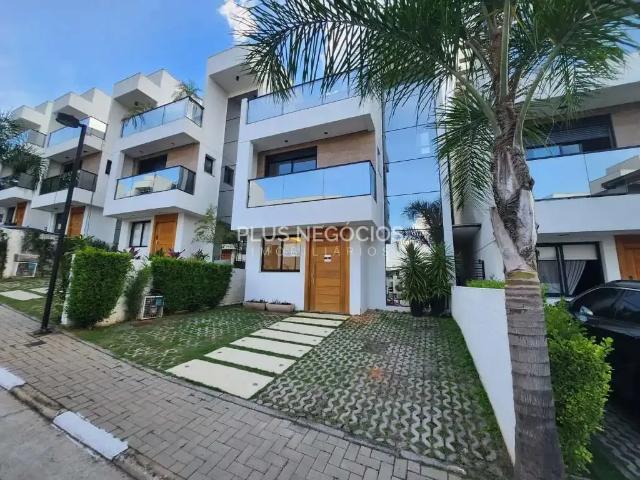Casa / Sobrado em Condomínio para Venda em Cotia/SP Parque Rincão 3 Quartos