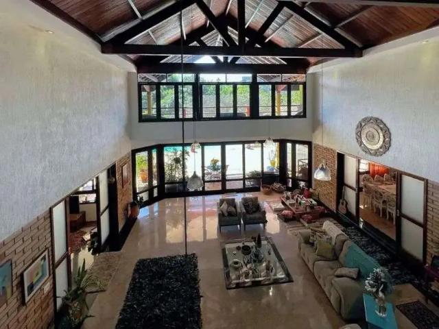 Casa / Sobrado em Condomínio para Venda em Cotia/SP Parque Silvino Pereira 5 Quartos
