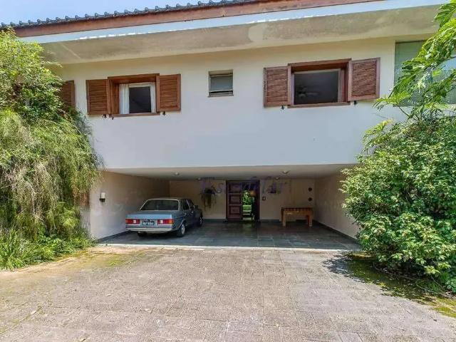 Casa / Sobrado em Condomínio para Venda em Cotia/SP Parque Silvino Pereira 6 Quartos