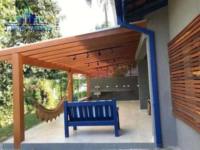Casa / Sobrado em Condomínio para Venda em Cotia/SP Petit Village 4 Quartos