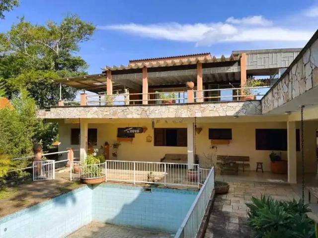 Casa / Sobrado em Condomínio para Venda em Cotia/SP Pinus Park 3 Quartos