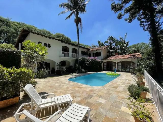 Casa / Sobrado em Condomínio para Venda em Cotia/SP Vila Vianna 4 Quartos