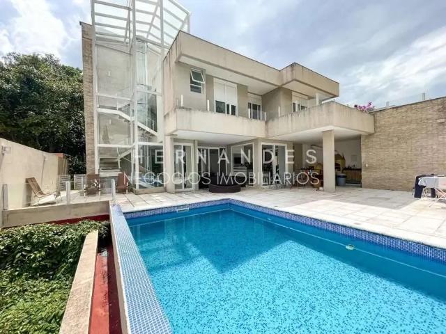 Casa / Sobrado em Condomínio para Venda em Cotia/SP Vila de São Fernando 5 Quartos