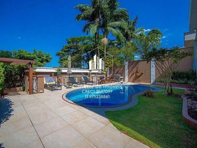 Casa / Sobrado em Condomínio para Venda em Cotia/SP Vila Santo Antônio 4 Quartos