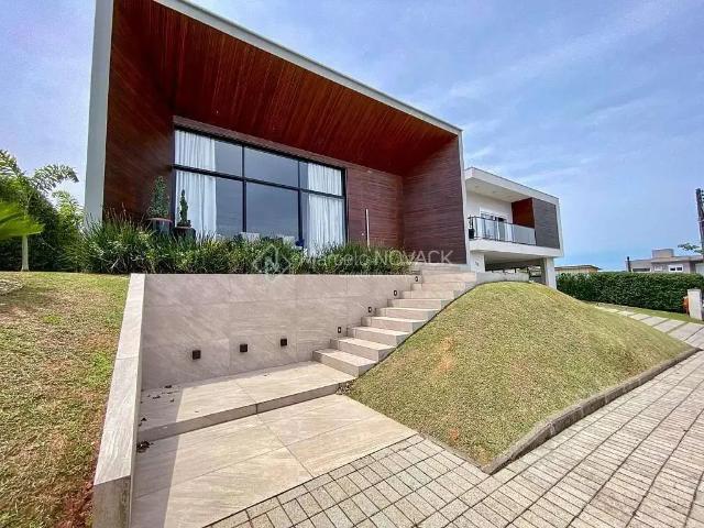 Casa / Sobrado em Condomínio para Venda em Criciúma/SC Bosque do Repouso 5 Quartos