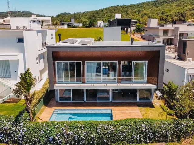 Casa / Sobrado em Condomínio para Venda em Criciúma/SC São Simão 3 Quartos