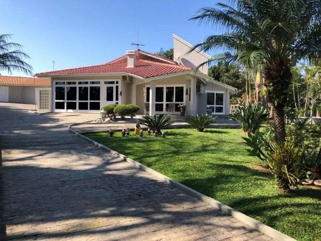 Casa / Sobrado em Condomínio para Venda em Criciúma/SC Primeira Linha 3 Quartos