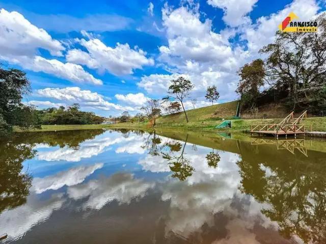 Casa / Sobrado em Condomínio para Venda em Divinópolis/MG Belvedere