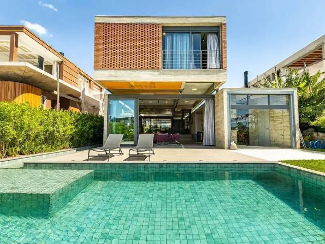 Casa / Sobrado em Condomínio para Venda em Eldorado do Sul/RS Sans Souci 3 Quartos