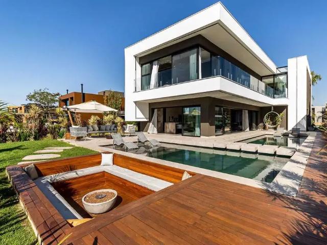 Casa / Sobrado em Condomínio para Venda em Eldorado do Sul/RS Sans Souci 4 Quartos