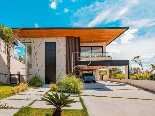 Casa / Sobrado em Condomínio para Venda em Embu das Artes/SP Granja Viana 4 Quartos
