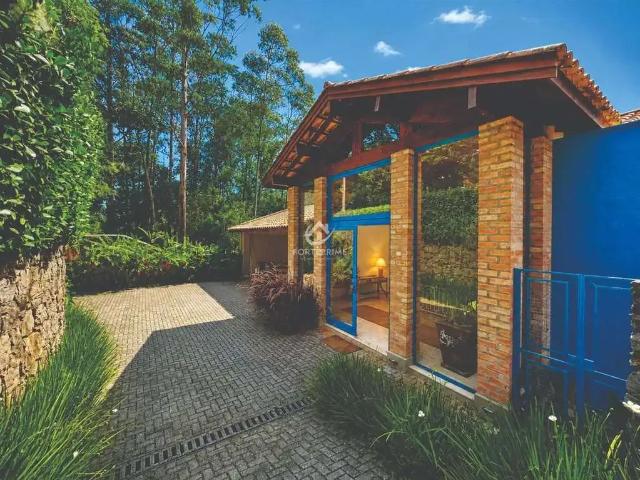 Casa / Sobrado em Condomínio para Venda em Embu das Artes/SP Jardim Indaiá 4 Quartos