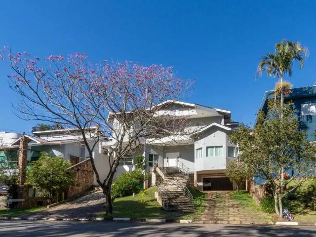Casa / Sobrado em Condomínio para Venda em Embu das Artes/SP Jardim Indaiá 5 Quartos